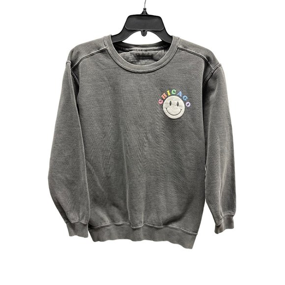 Alice & Wonder | Tops | Alice Wonder Chicago Smiley Face Crewneck ...